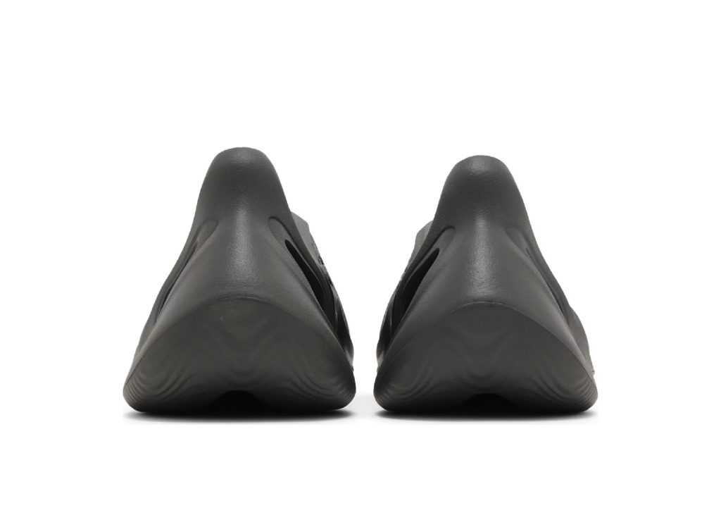 adidas Yeezy Foam RNR Carbon - IG5349 | Sneaker Baker